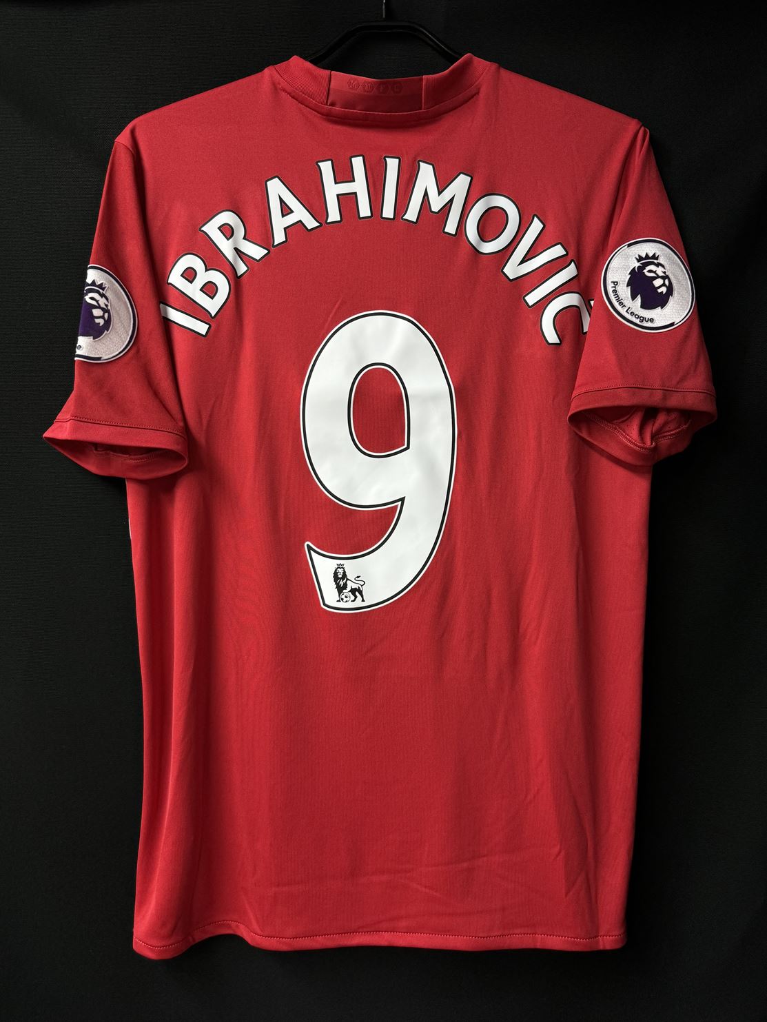 渋谷店 – Vintage Sports Football Store